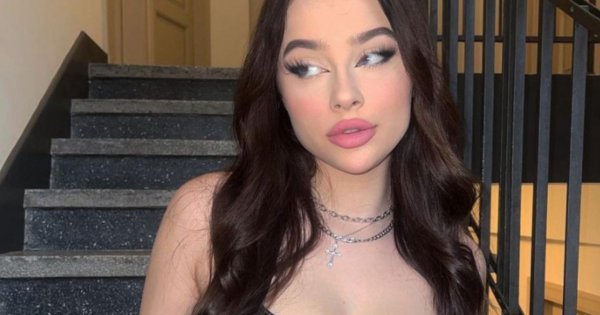 Fagata udostępnia walentynkowe zdjęcie w czerwonym gorsecie - uwagę ...