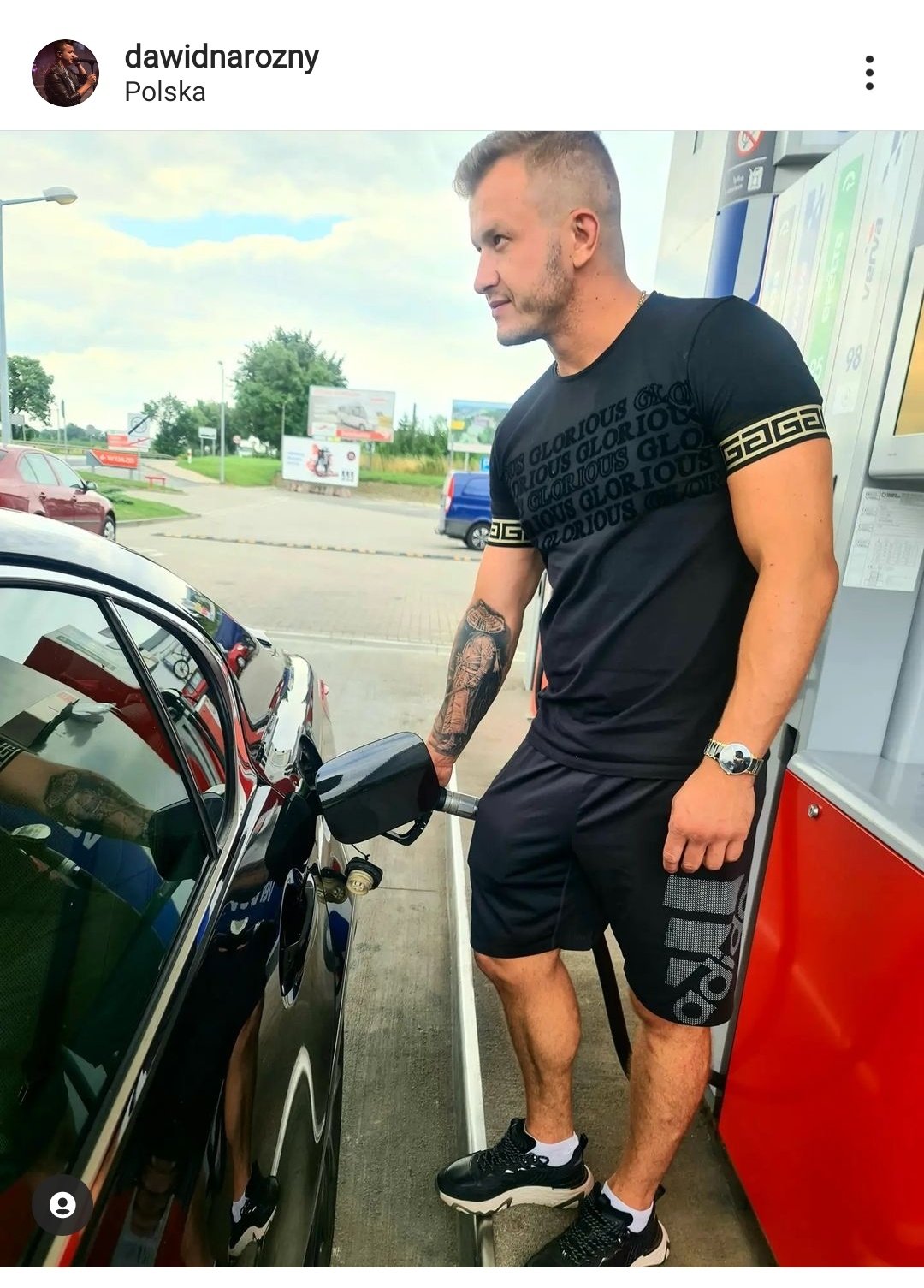 Dawid Narożny pokazał zdjęcia swoich dzieci z tego samego czasu: "Są ...