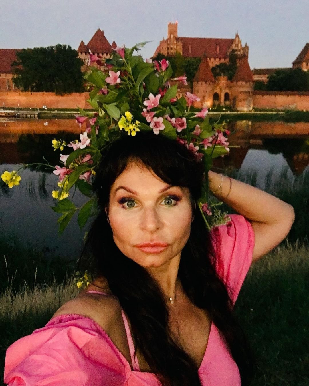 Stylistka gwiazd w najgorszej stylizacji eventu? Wiganna Papina kusi ...