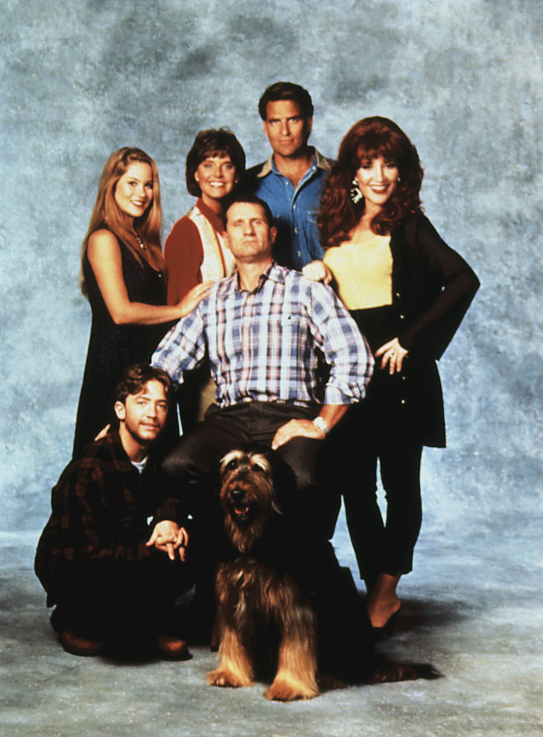 Jak dziś wygląda Peggy Bundy? 68-latka ma tatuaże i figurę 40-latki ...