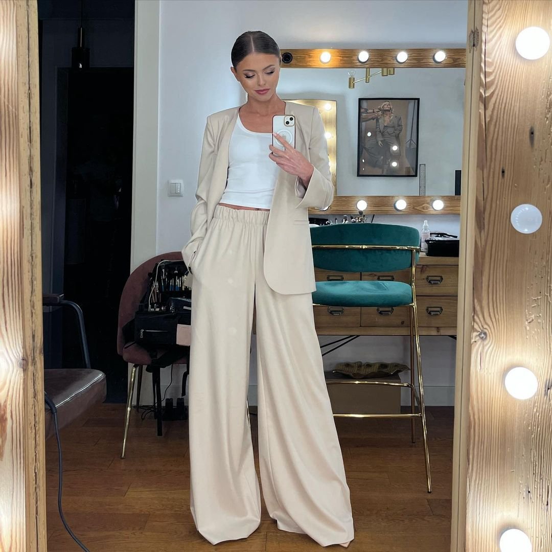 Joanna Opozda bez makijażu i z wałkiem na głowie. Jak wygląda w ...