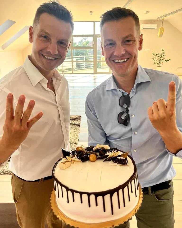 Marcin i Rafał Mroczek wspólnie świętowali urodziny! Razem mają 82 lata ...