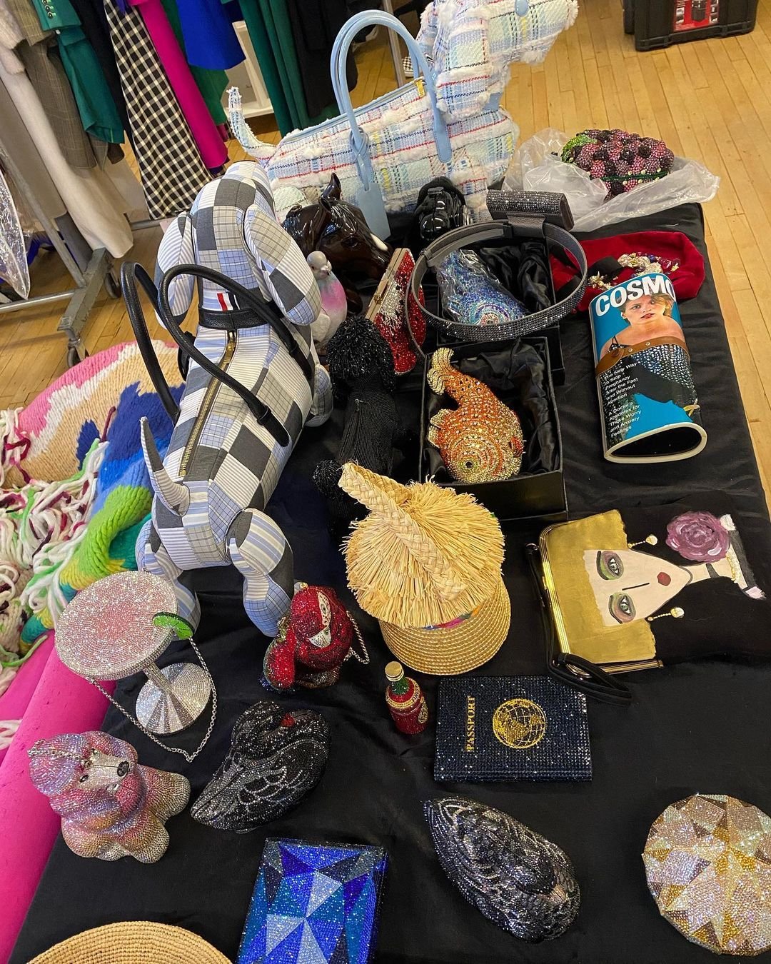 Crazy bag — nowy trend od Carrie Bradshaw. 15 najciekawszych torebek w ...