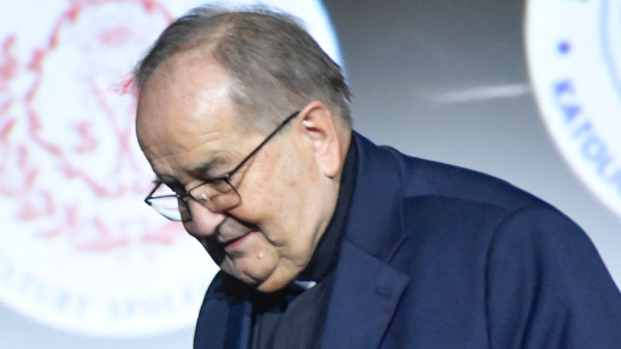 Czterodniowa imprezka sylwestrowa w Toruniu u tego znanego księdza ...