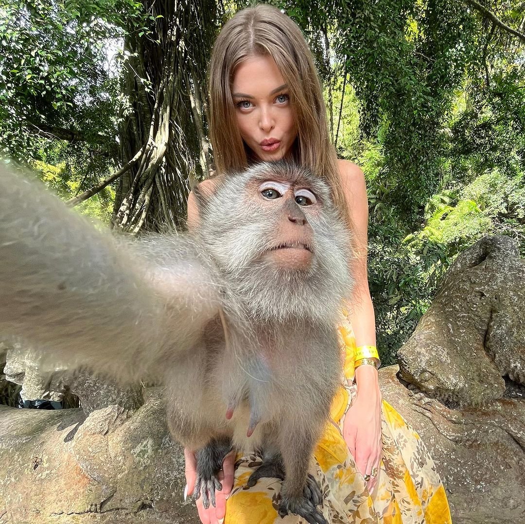 Joanna Opozda pokazała zdjęcie z małpą. Przytyk w komentarzach to hit dnia!