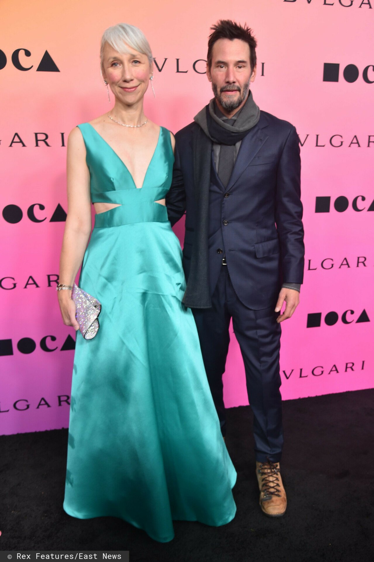 Zakochany 59-letni (!) Keanu Reeves i jego młodsza partnerka na gali ...