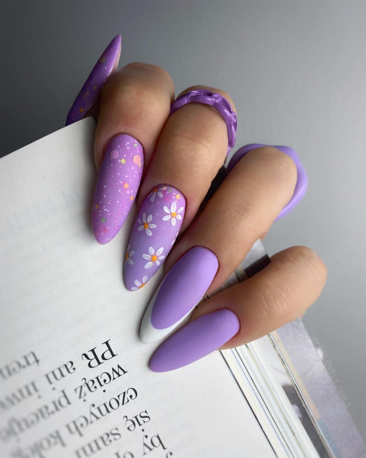 Paznokcie migdałki - najpiękniejsze przykłady na wiosnę 2024 rok