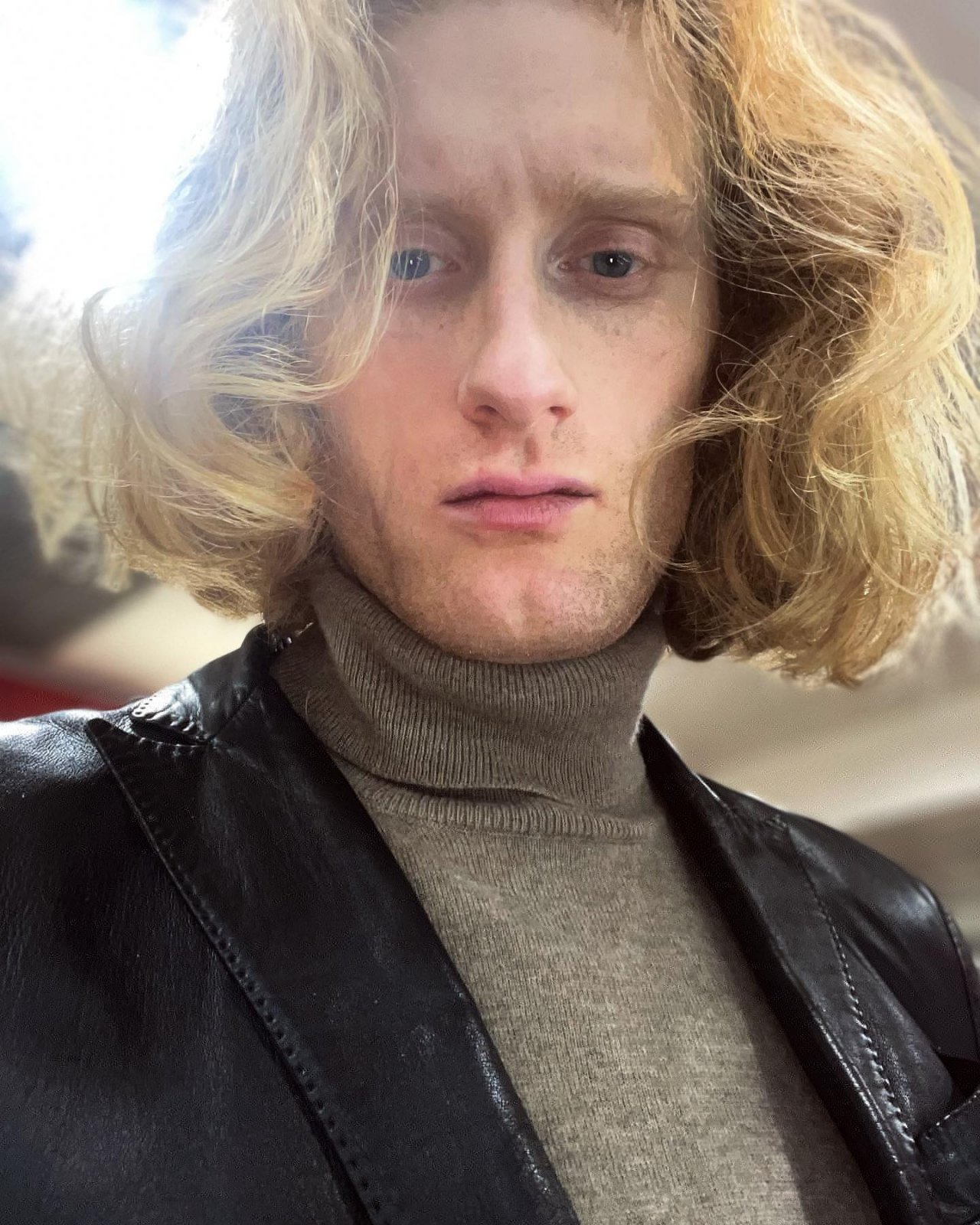 Viktor Longo jest podobny do ojca jak dwie krople wody. Żyje w Stanach ...