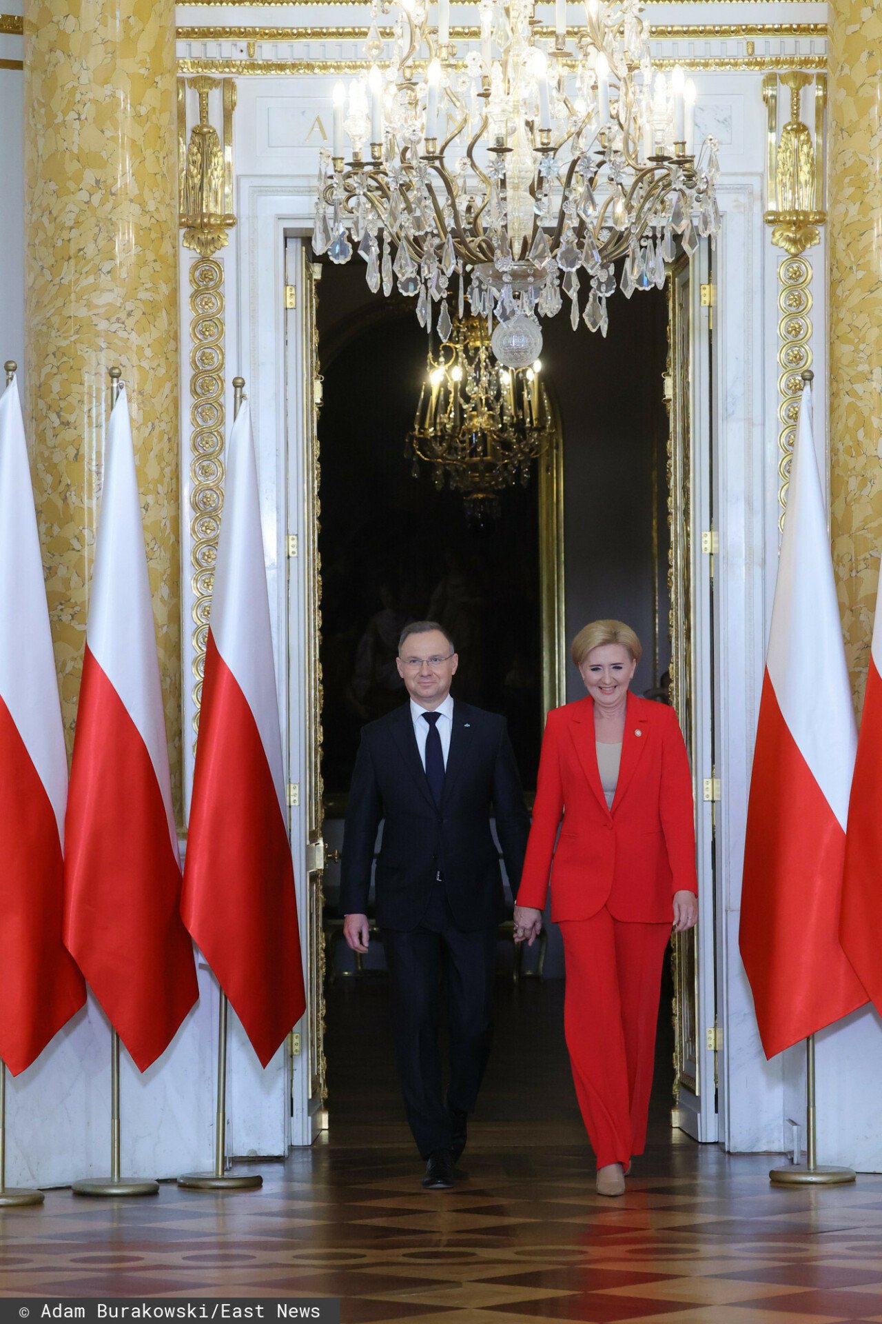 Ognista Agata Duda pokazała, że ma klasę i styl. Stylizacja godna damy