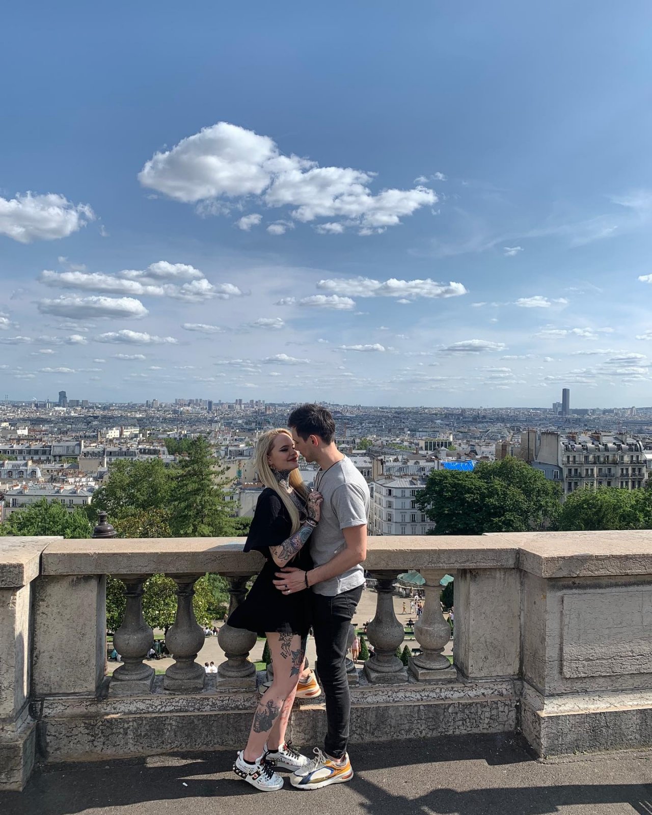 Monika Miller pokazała chłopaka w "Halo, tu Polsat". Aktorka "Gliniarzy" zdradziła, jak się ...