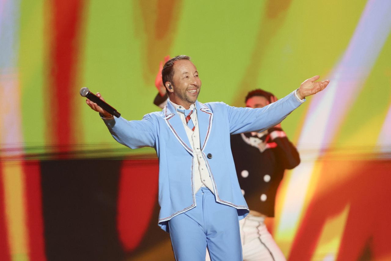 DJ Bobo wystąpił na Sylwestrze z Dwójką. Tak dziś wygląda gwiazdor z ...