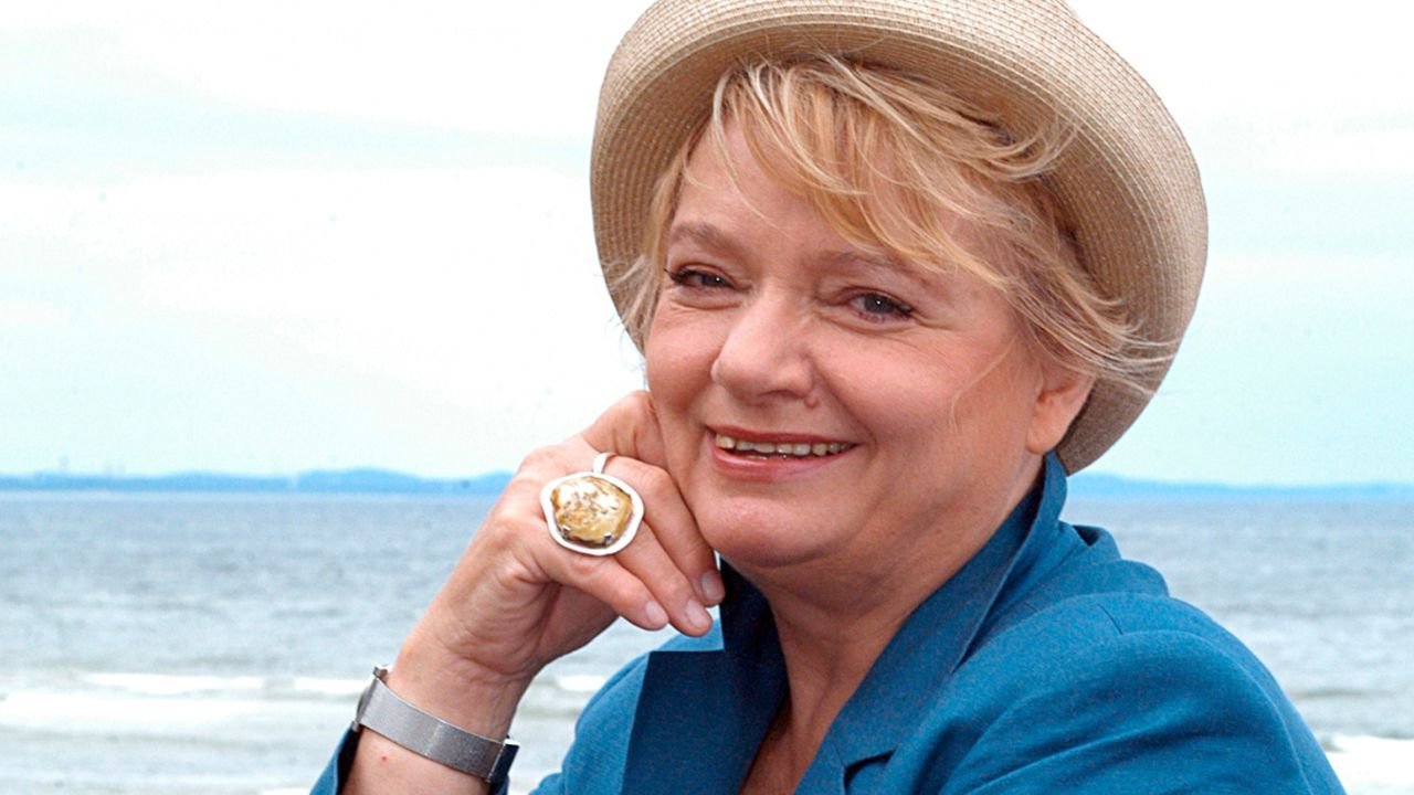 Anna Seniuk — kolejna gwiazda, która zaryzykowała karierę dla mężczyzny ...