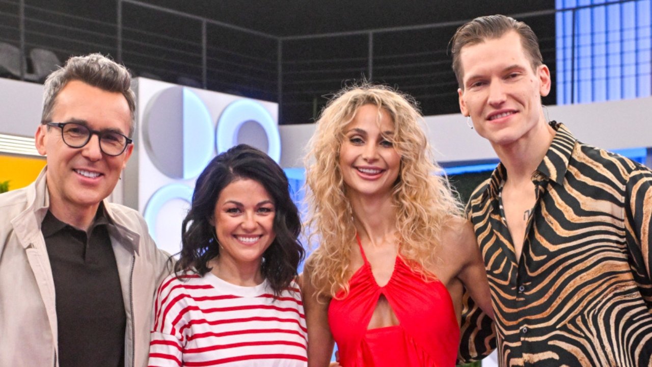 Jacek Jeschke z żoną i córką wpadli do Kurzopków. Słodka z nich ...