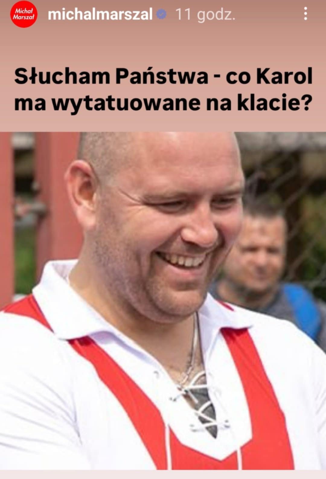 Twardy Karol pokazał tatuaże. Internauci już wiedzą, co tam jest ...