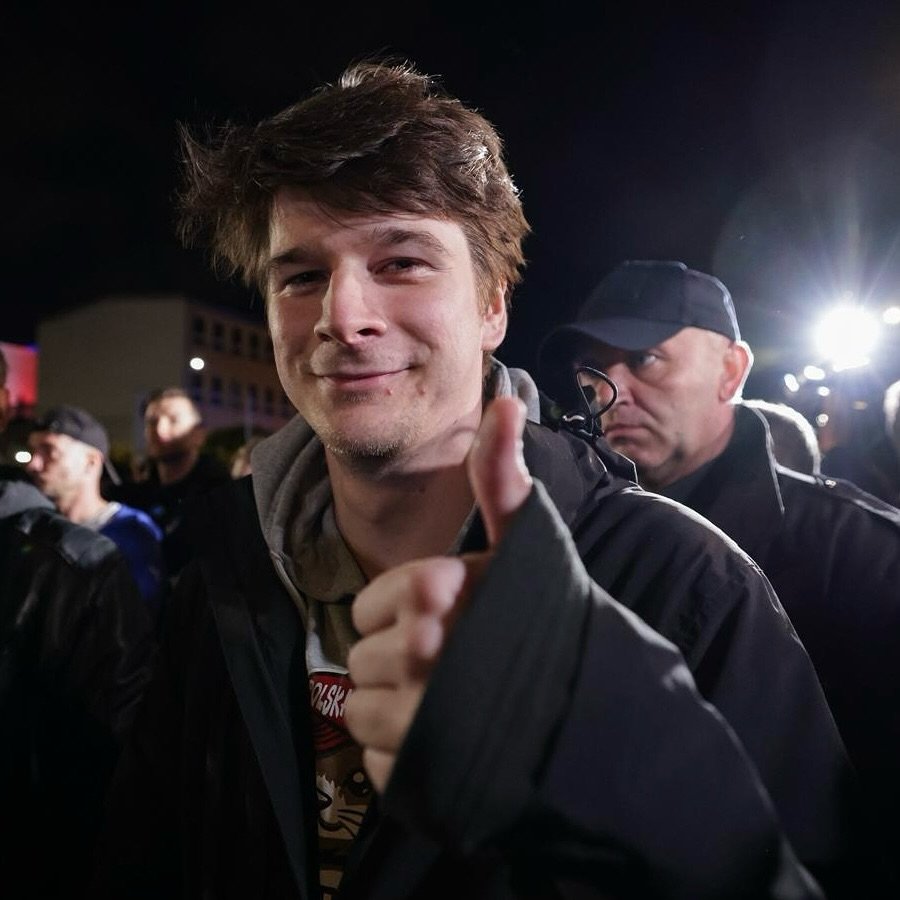 Wujek włodarza elekta ciepło o synu bratanka, Danielu od Karola ...