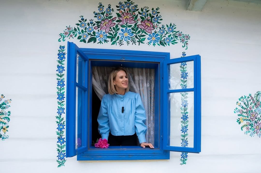 Wyszło na jaw, czym Marta Nawrocka zajmowała się, gdy była w wieku Kasi ...