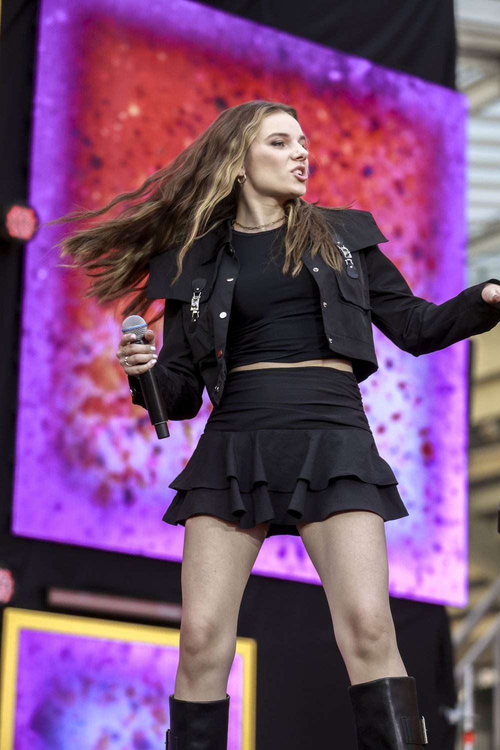 Martyna Majchrzak ma młodość, urodę i talent. 20-letnia wokalistka Ich ...