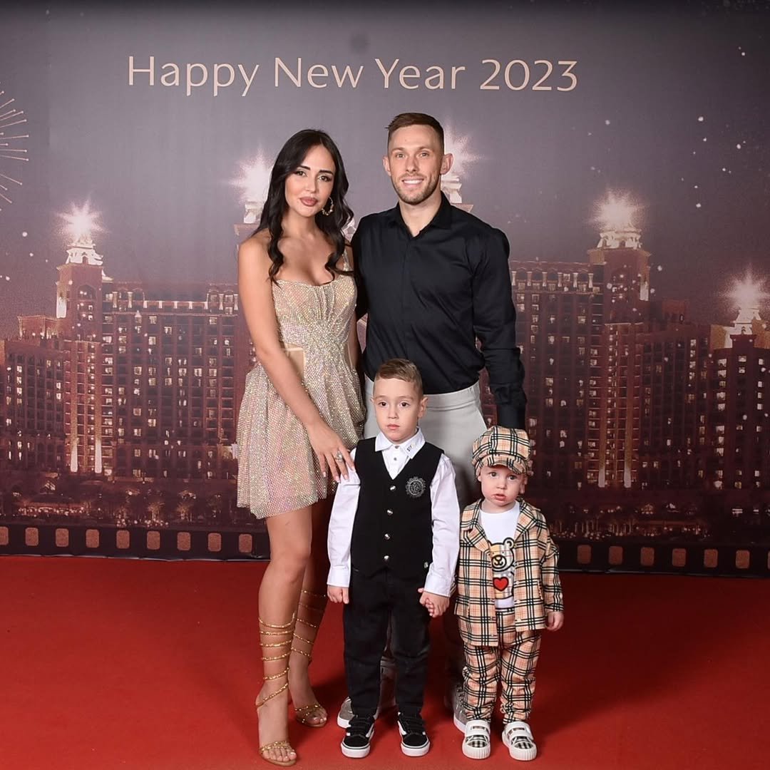 Poświęcił dla niej Polskę i reprezentację. Teraz żona Rosjanka rozwodzi ...