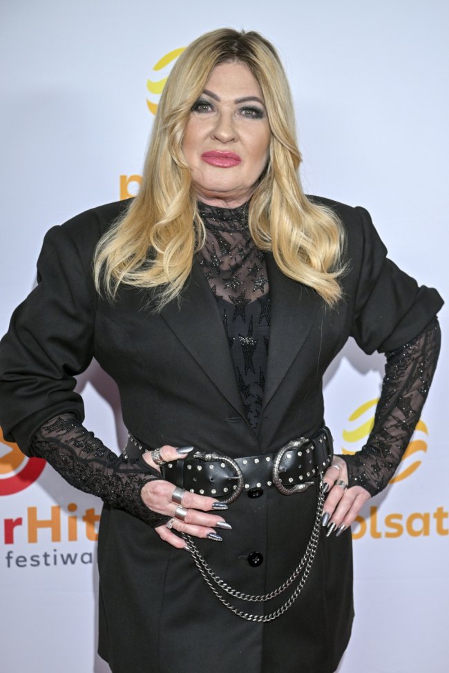 Beata Kozidrak jak mama Stiflera? Oczarowała na Polsat Sopot Hit Festiwal! No i te nogi!