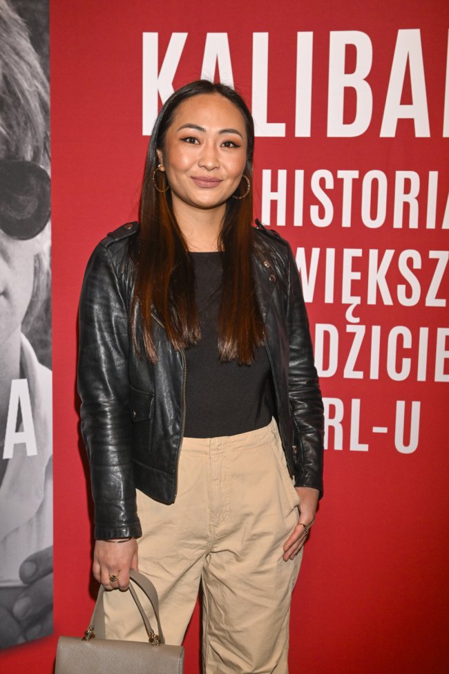 Misheel Jargalsaikhan debiutuje z blond włosami na pokazie mody! To się ...