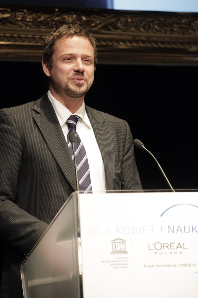 Olaboga. Słodziak Rafał Trzaskowski triumfuje. To jego Polacy ...