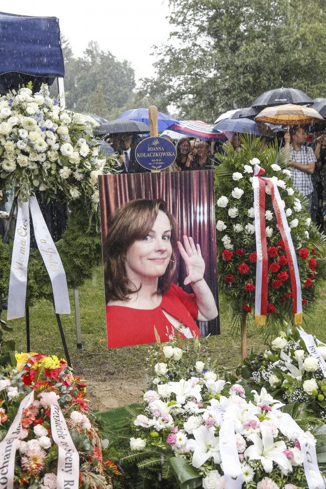 Tak wyglądał humanistyczny pogrzeb Joanny Kołaczkowskiej: Tadla i ...